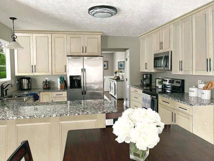 Sonona Wheat Kitchen Cabinets - Builders Surplus